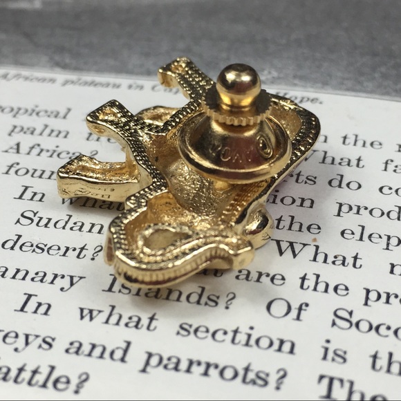 Vintage | Jewelry | Vintage Enamel Rhinestone Elephant Tie Tack Pin ...